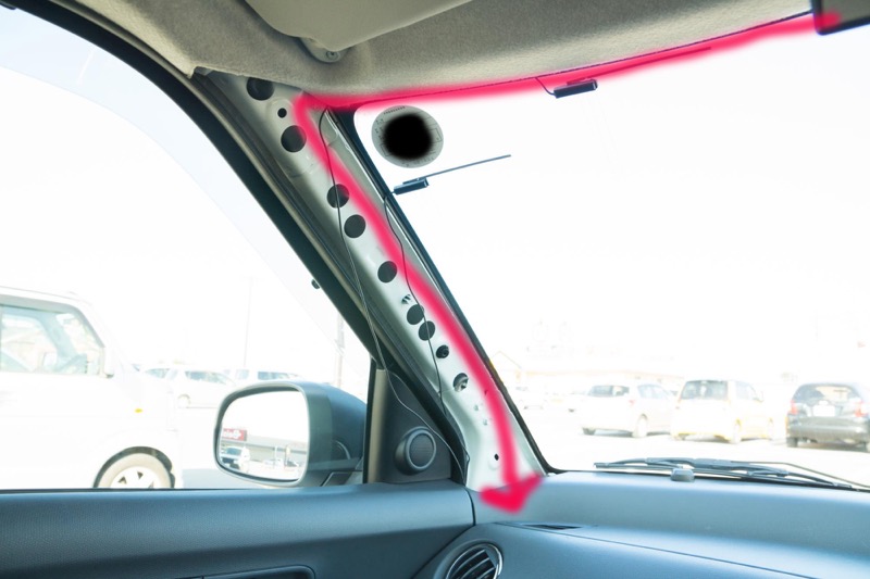 【保存版】スイフトにドライブレコーダーの配線を隠して綺麗に取り付けてみた！取り付け方法 まとめ｜SUGI MAG (スギマグ)